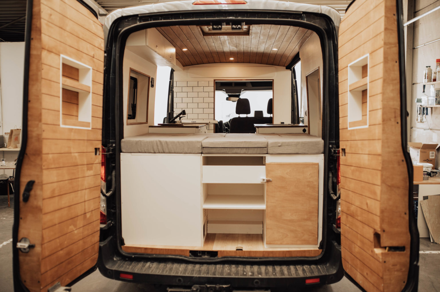 Ford Transit H2L2 - Oleyworkshop